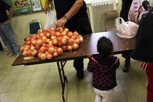 Report finds 44 percent of U.S. children live in low-income families ...