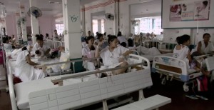 Photos: Inside one of the world's busiest maternity wards | PBS News