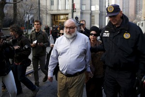 Convicted spy Jonathan Pollard is released after 30 years behind bars ...