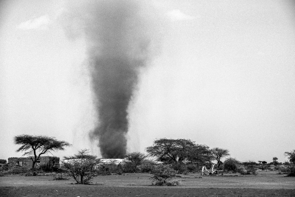 Photos: Thousands may die in parched Somalia, UN warns | PBS News