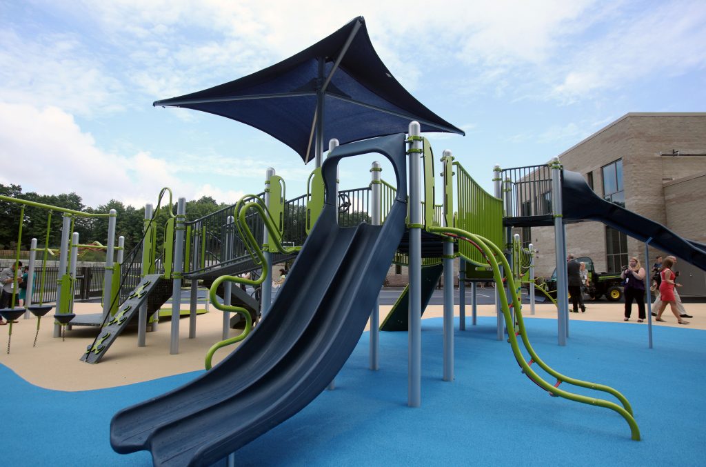 Nearly four years after massacre, Sandy Hook builds new school | PBS ...