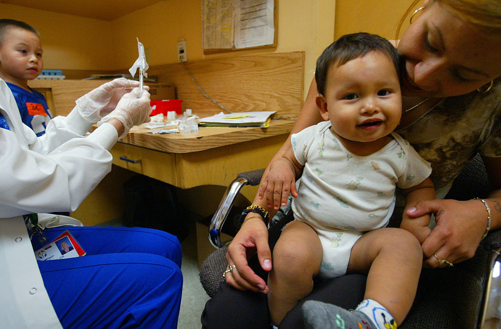 Mumps cases balloon in 2016, raising debate about need for booster ...