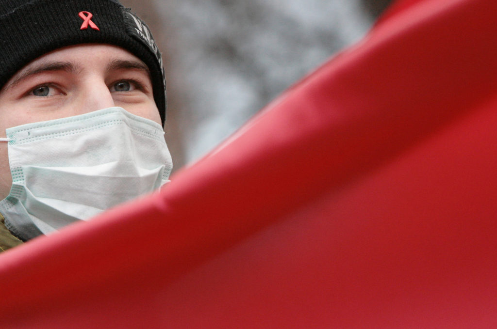 1 million Russians are HIV positive, but only a third get treatment ...