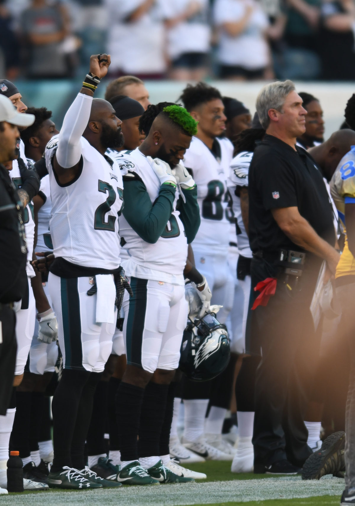 NFL players protest during national anthem, drawing criticism from ...