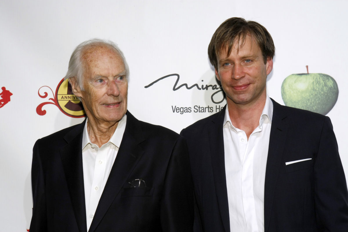 Son of Beatles’ producer dives into the messy ‘White Album’ | PBS News