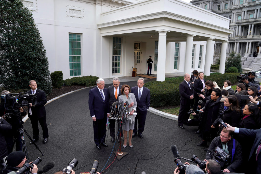 White House meeting concludes with ‘2 completely different stories,’ no ...