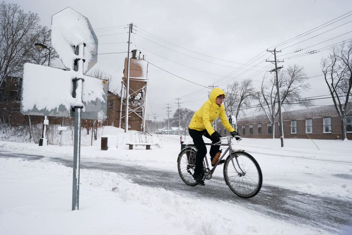 Spring snowstorm buries Midwest, with tornadoes possible in the South ...