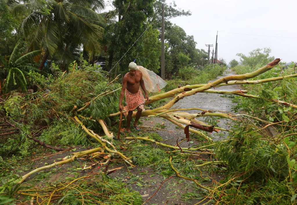Monster cyclone slams northeast India, takes aim at Bangladesh | PBS News