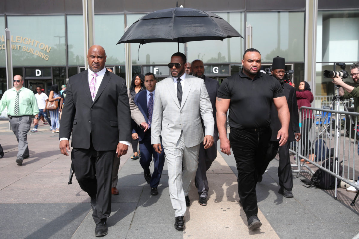 R. Kelly’s manager charged with phone threats to theater | PBS NewsHour