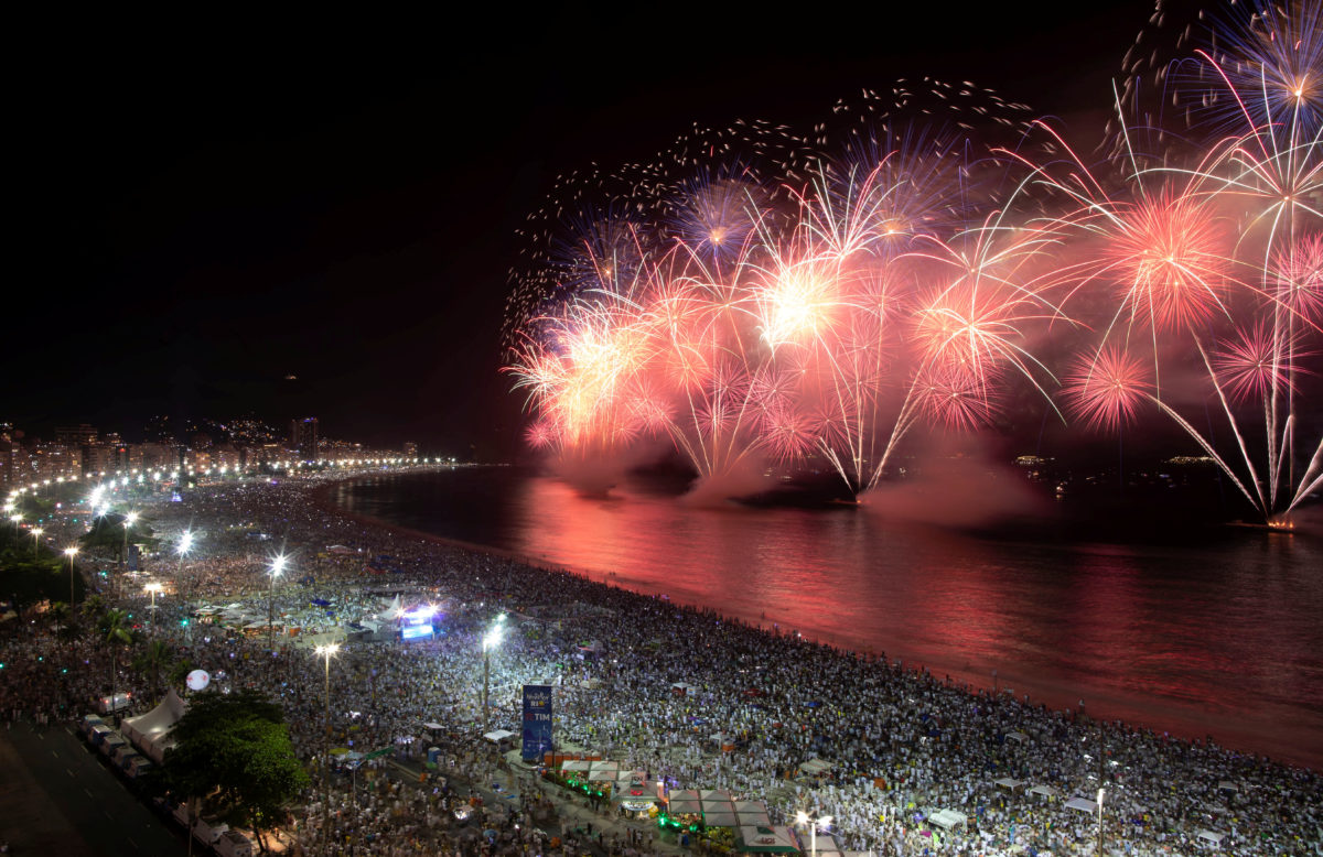 PHOTOS: New Year’s celebrations around the world usher in a new decade ...
