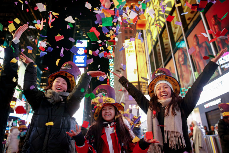 PHOTOS: New Year’s celebrations around the world usher in a new decade ...