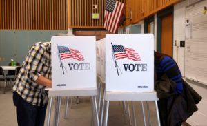 American voters worry they can’t spot misleading information, poll ...