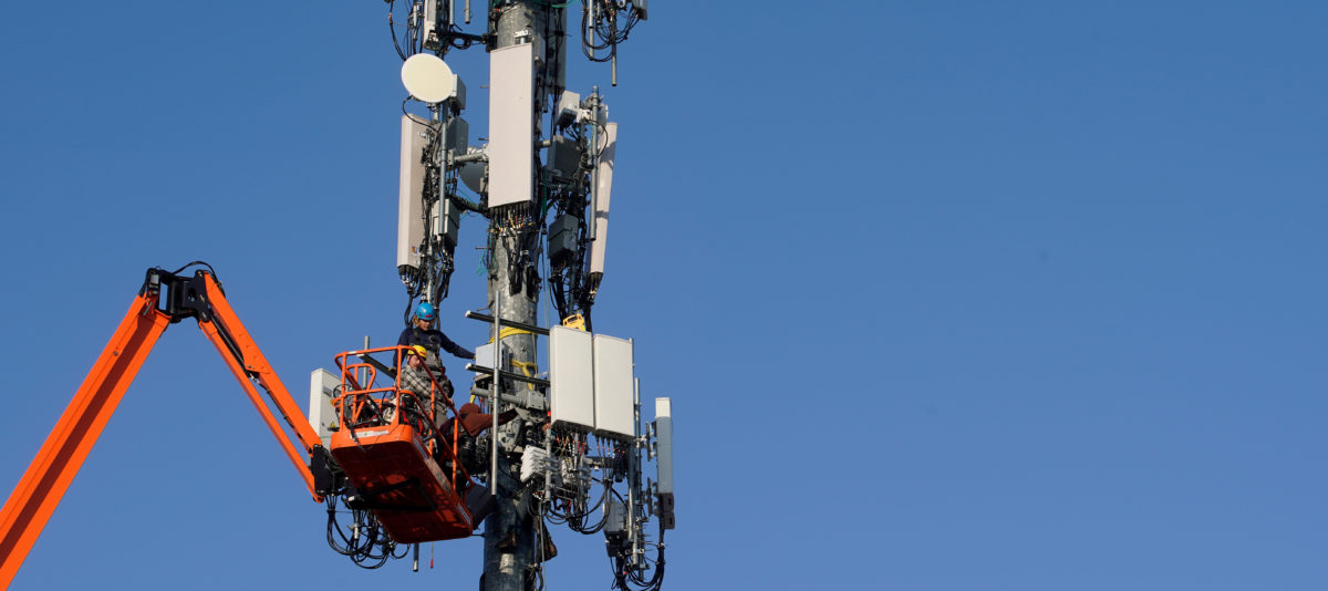 Pentagon offers military airwaves for 5G wireless networks | PBS NewsHour