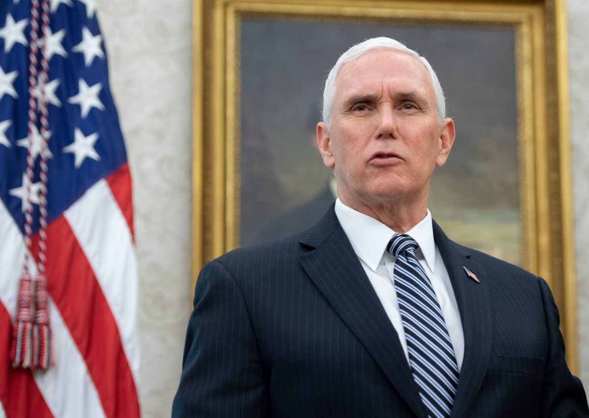 Pence spends weekend at home after exposure to infected aide | PBS News ...