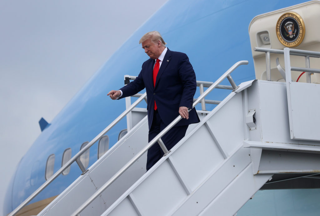 WATCH: Trump visits Yuma, Arizona for border wall construction update ...