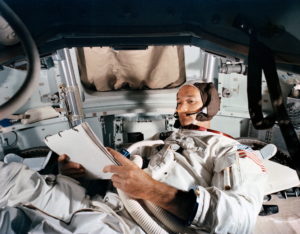 Astronaut Michael Collins, Apollo 11 pilot, dies of cancer | PBS News
