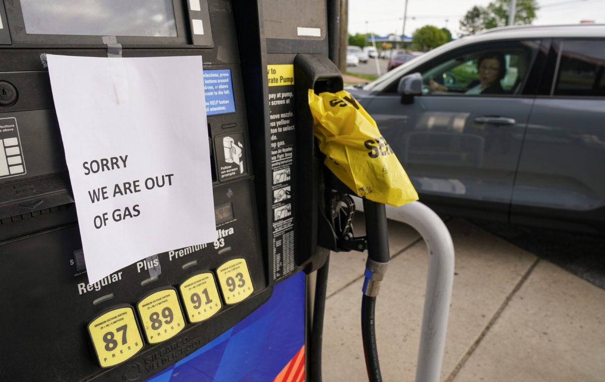 Gas crunch continues across much of U.S. after pipeline hack | PBS News