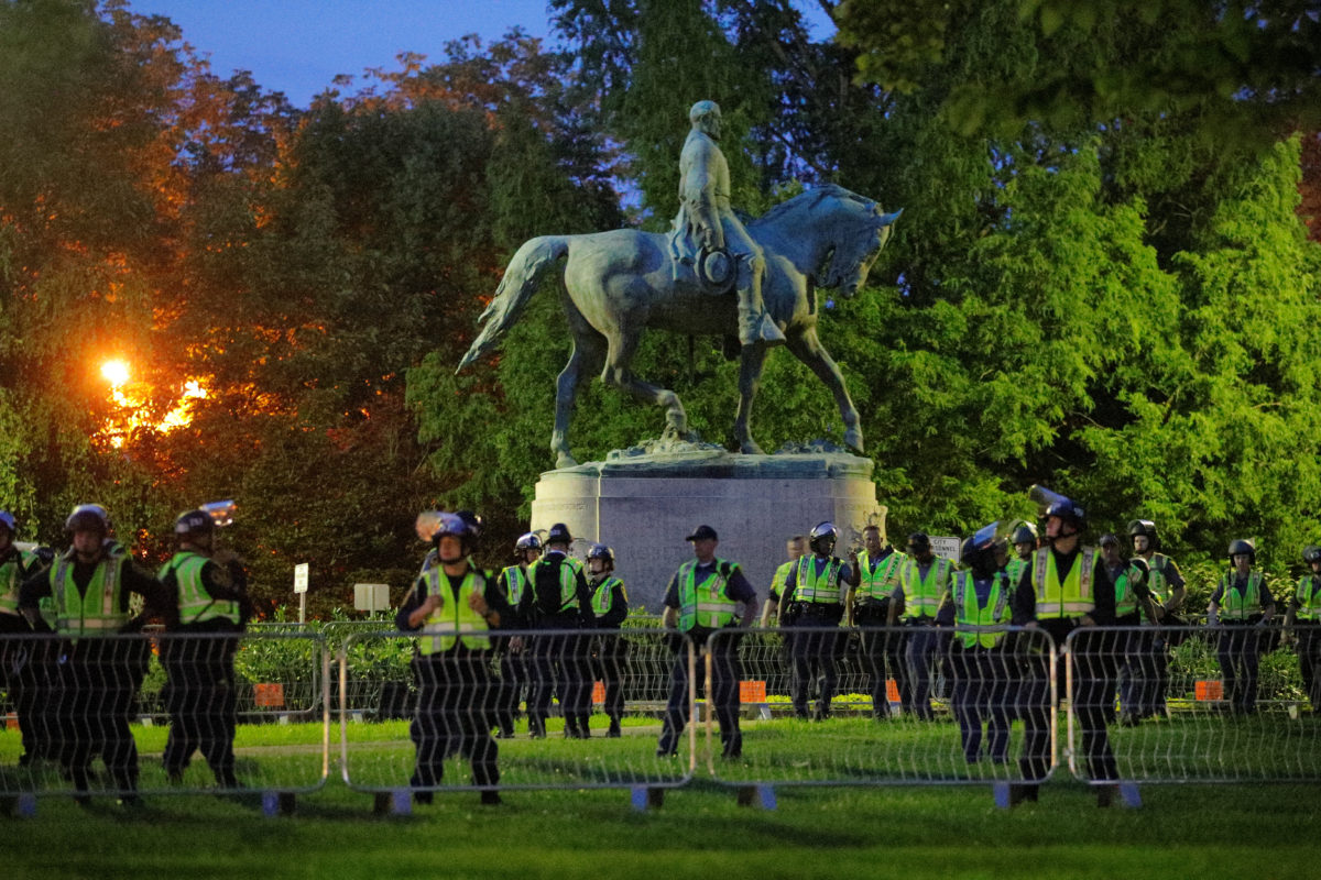 Charlottesville to remove Confederate monuments Saturday | PBS News