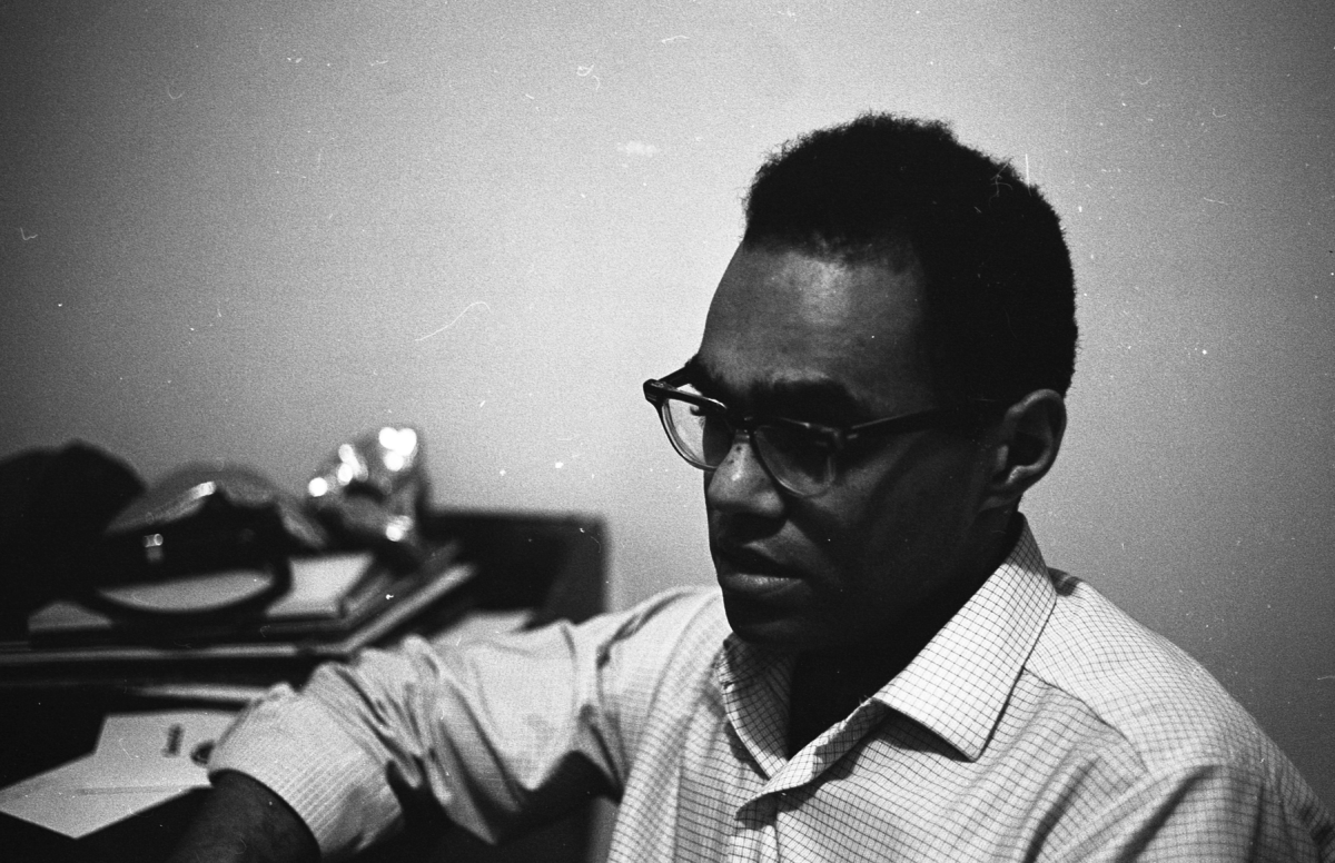 Official: 1960s civil rights activist Robert Moses has died | PBS News