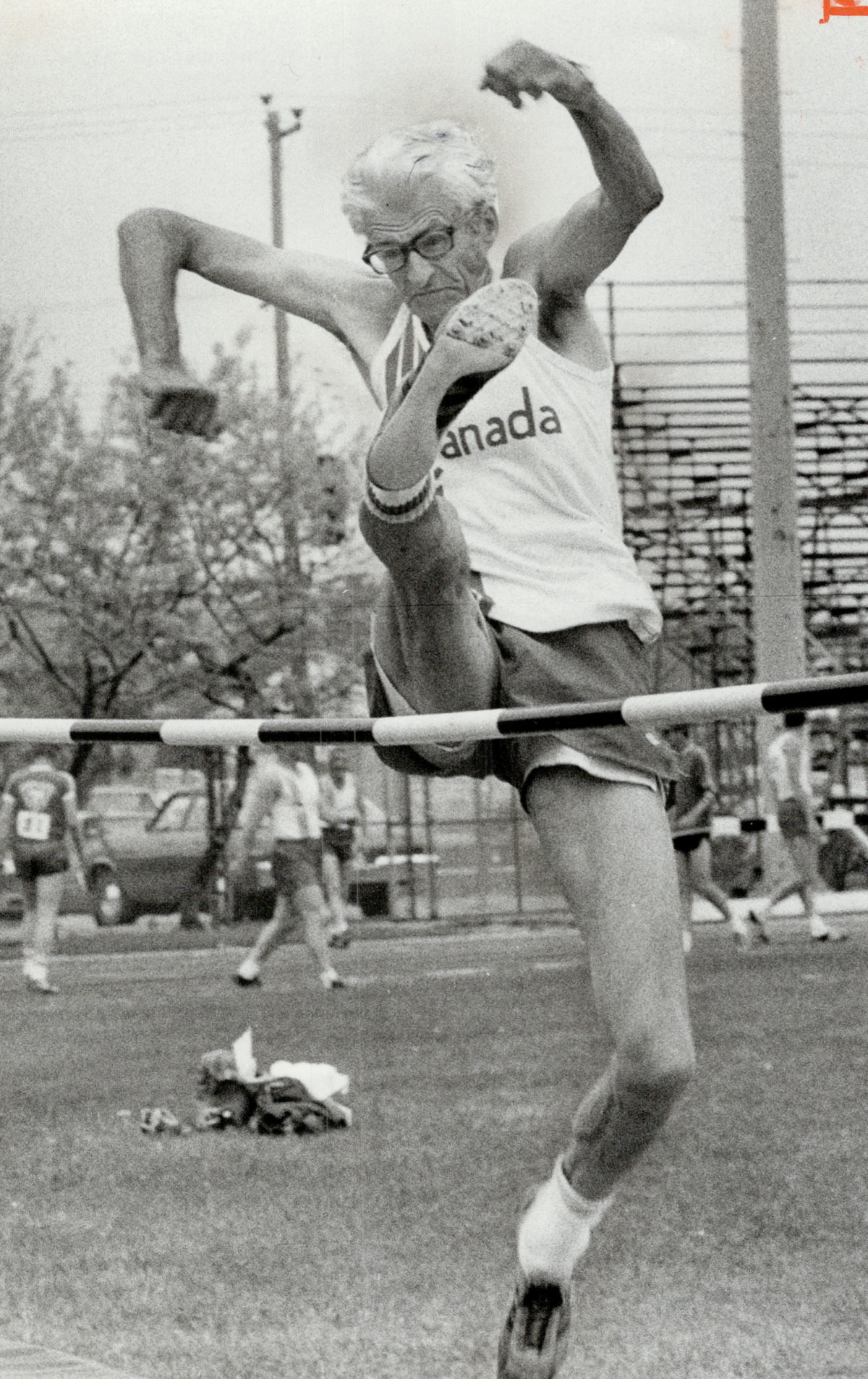 The not-so-hidden physics of your favorite Olympic event | PBS News