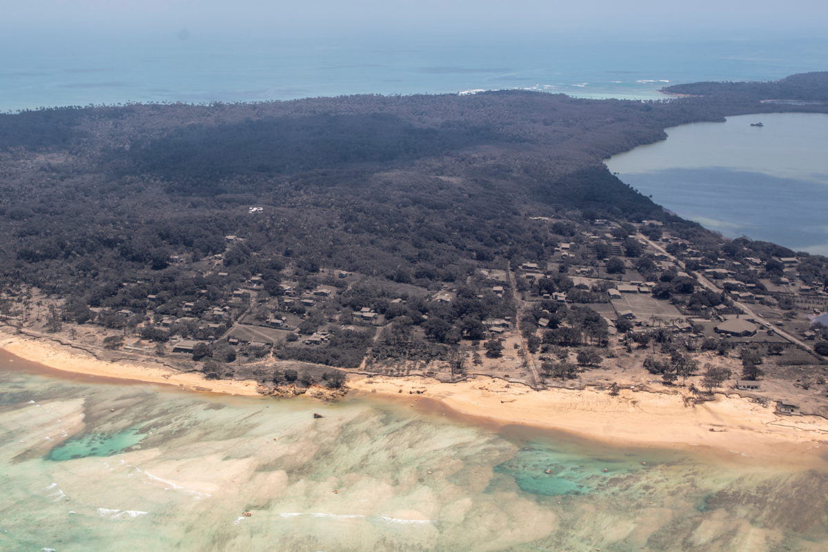 Three dead in volcano eruption aftermath, but Tonga appears to avoid ...
