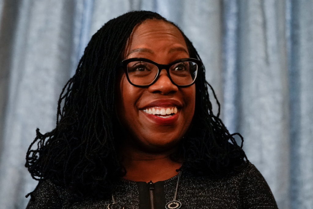 News Wrap: Republican Sen. Susan Collins backs Ketanji Brown Jackson ...