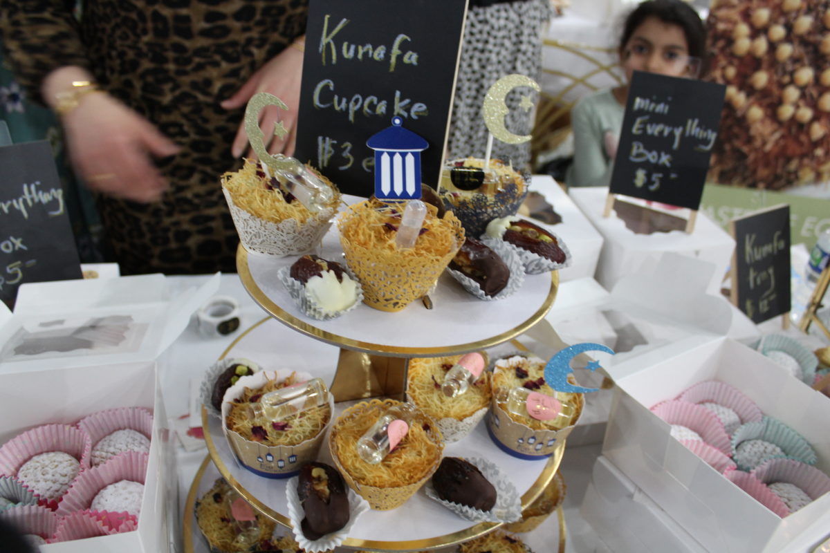 A visit to this market turns up Ramadan decorations and growing Muslim ...