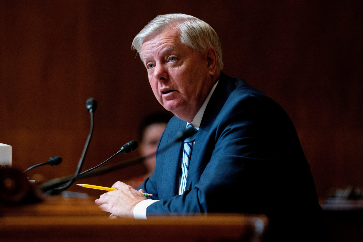 Justice Clarence Thomas temporarily blocks Graham testimony in Georgia ...