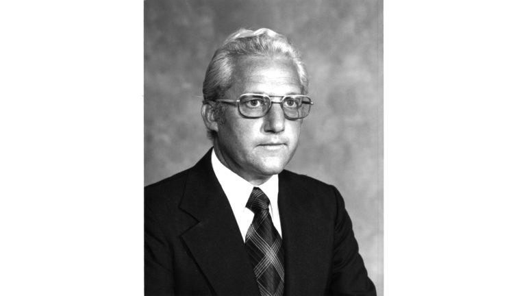 New Orleans political patriarch Moon Landrieu dies at 92 | PBS News