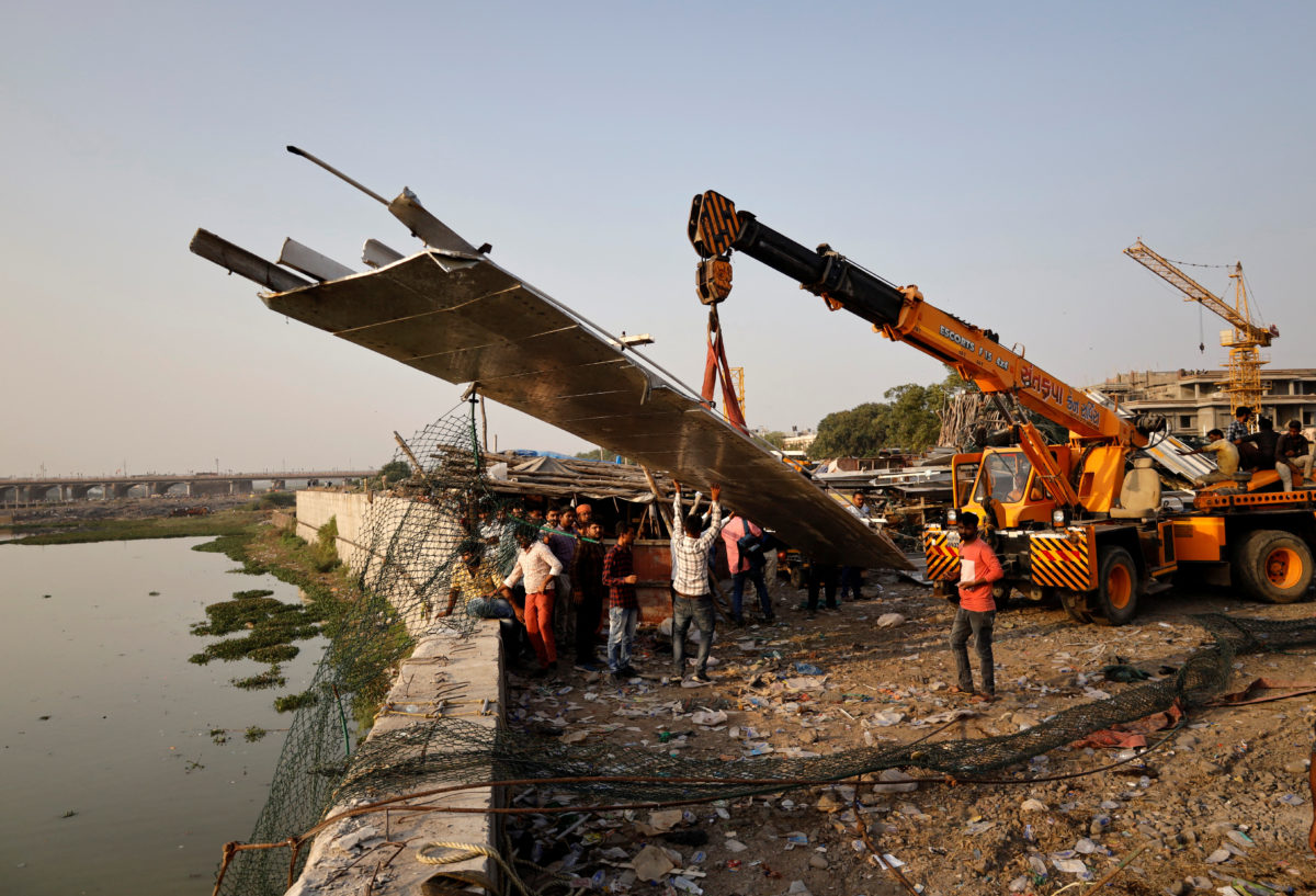 9 people arrested in India during bridge collapse investigation | PBS News