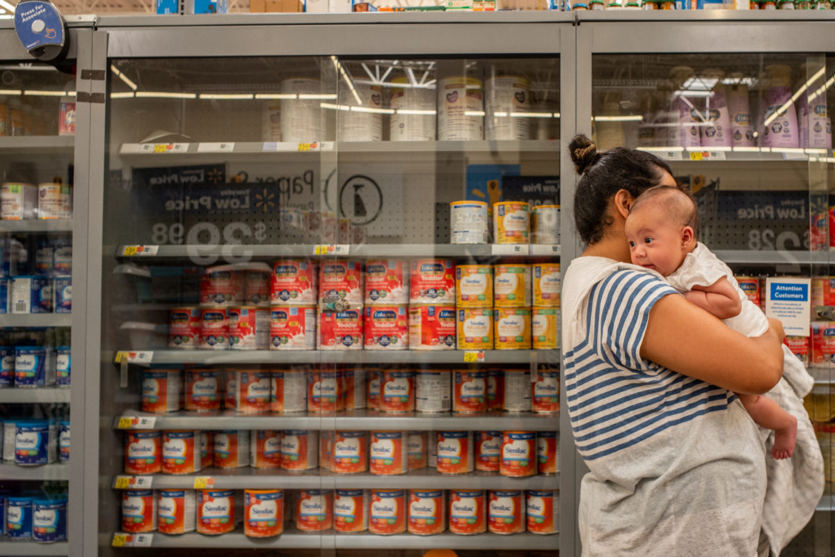 How the baby formula shortage financially strains U.S. families | PBS News