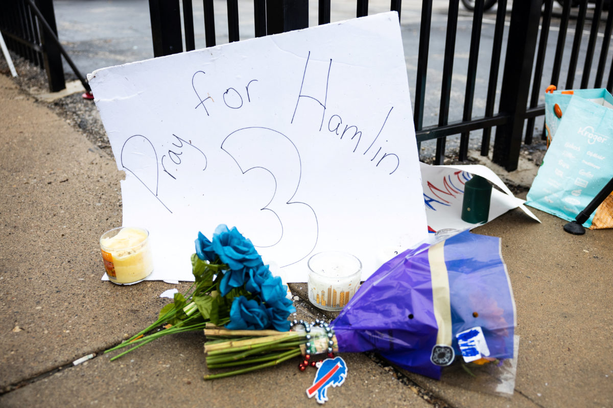 ‘Pray for Damar’: Wave of public prayer follows Hamlin’s collapse | PBS ...