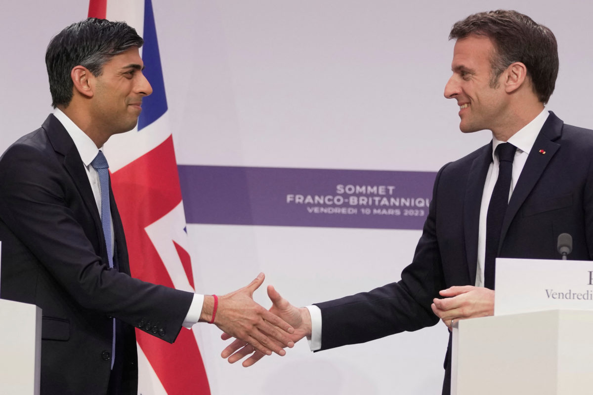 UK, France mend ties, leaders agree to prevent migrants from crossing ...