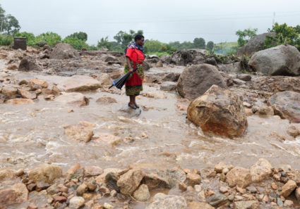 Locals pick up pieces after Cyclone Freddy as death toll rises | PBS News