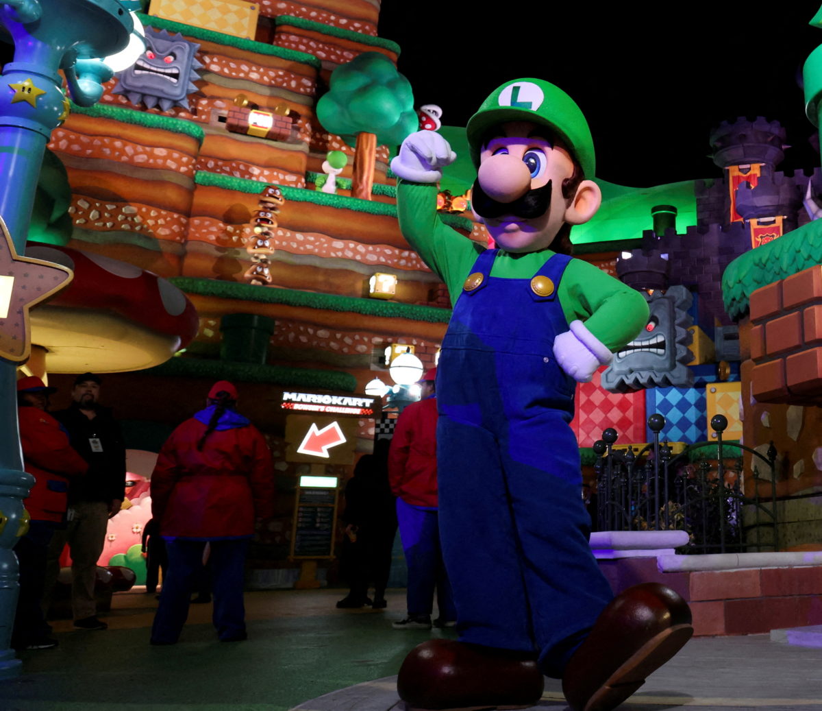 8 things you didn’t know about Super Mario Bros. | PBS News