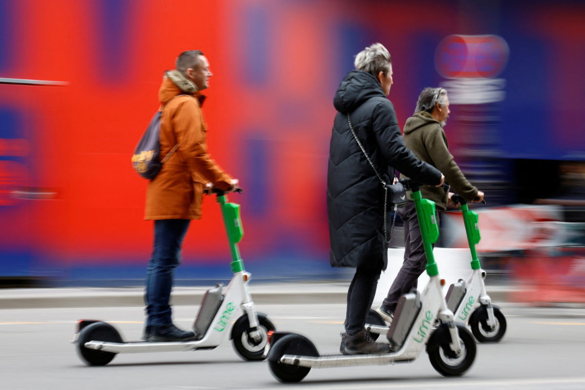Parisians eliminate e-scooter rentals in overwhelming vote | PBS News