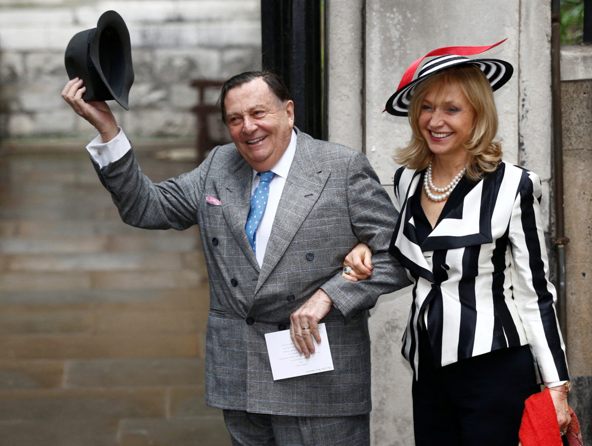 Barry Humphries, award-winning Australian entertainer, dies at 89 | PBS ...