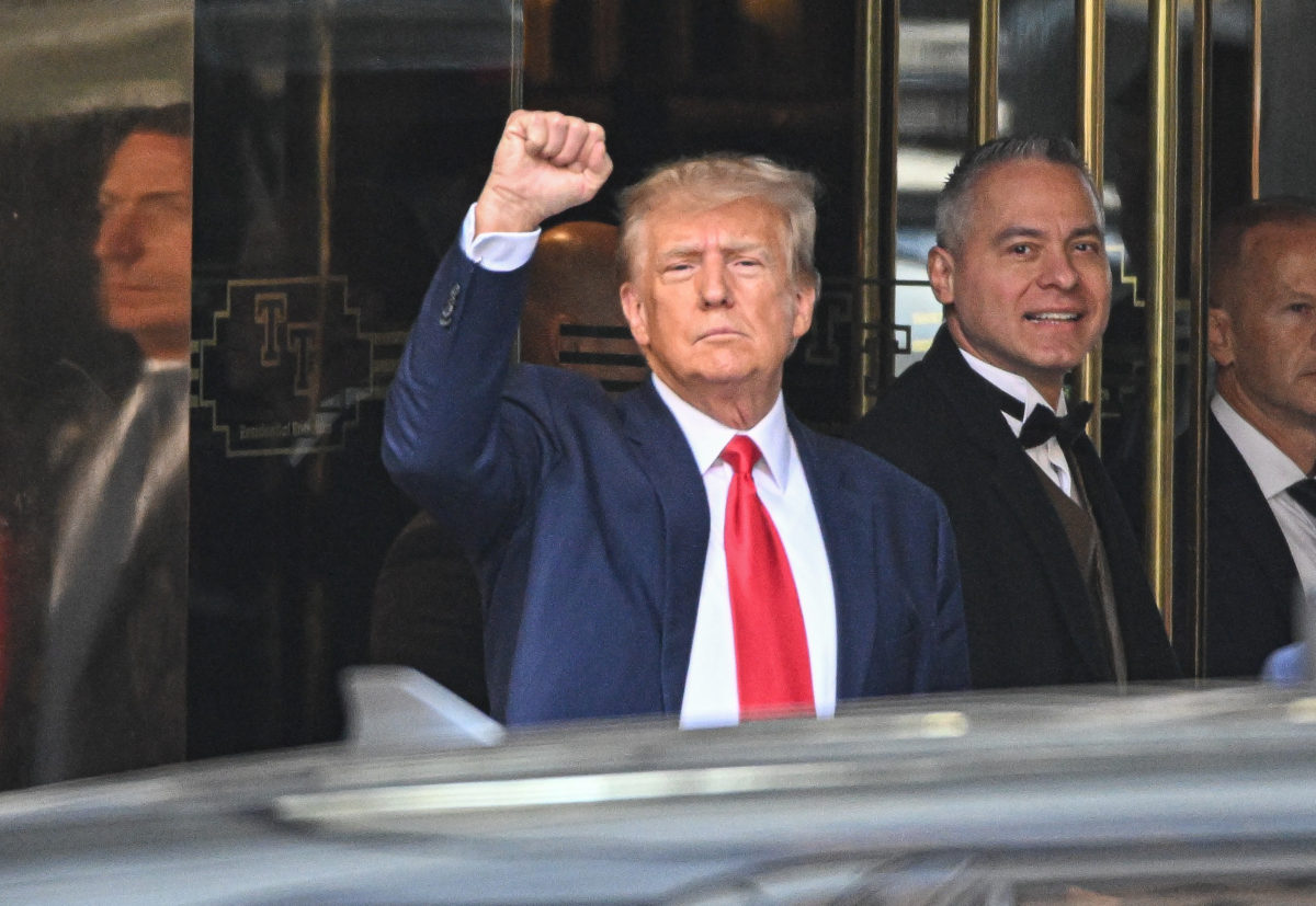 Live updates for Trump’s New York arraignment | PBS News