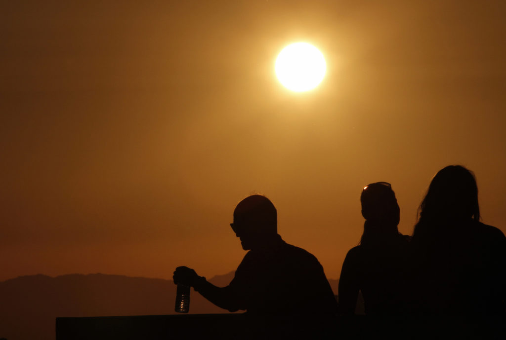 The best ways to protect your skin from the sun this summer | PBS News