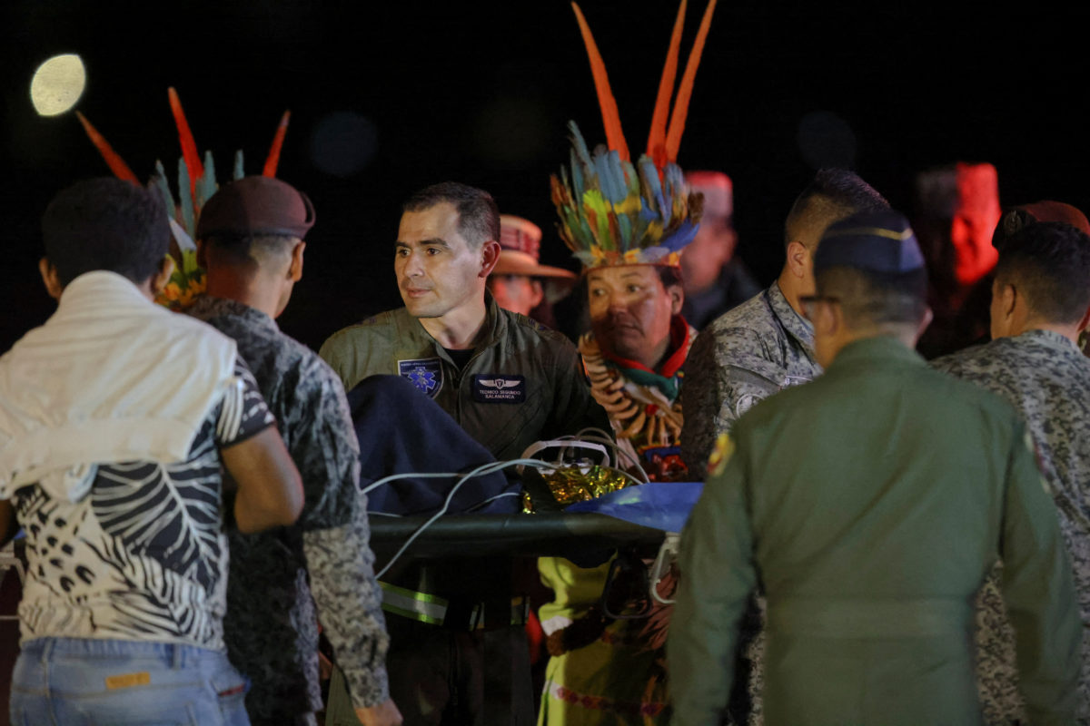 4 Indigenous children found alive 40 days after plane crash in Amazon ...