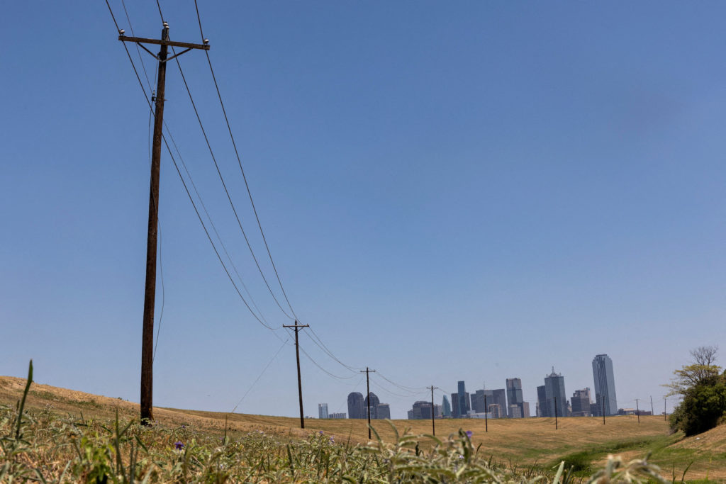 News Wrap: Extreme heat wave blankets Texas, southern states | PBS News ...