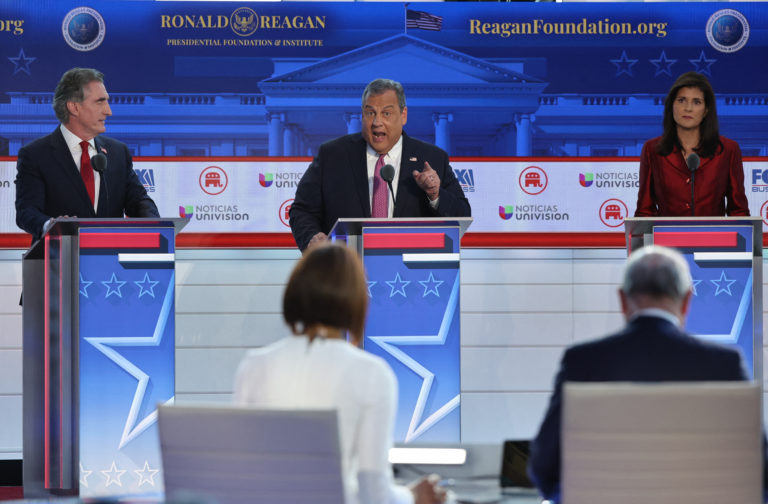 Live updates: 2nd GOP debate in the 2024 presidential race | PBS News