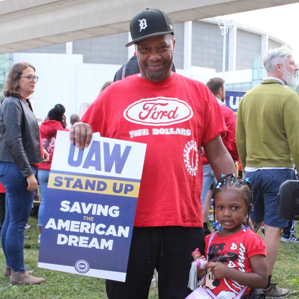 Auto workers in Detroit share why they’re striking | PBS News