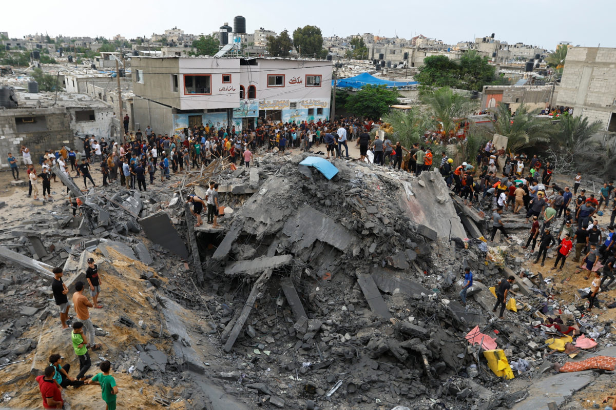Israeli defense minister orders ‘complete siege’ on Gaza after Hamas ...