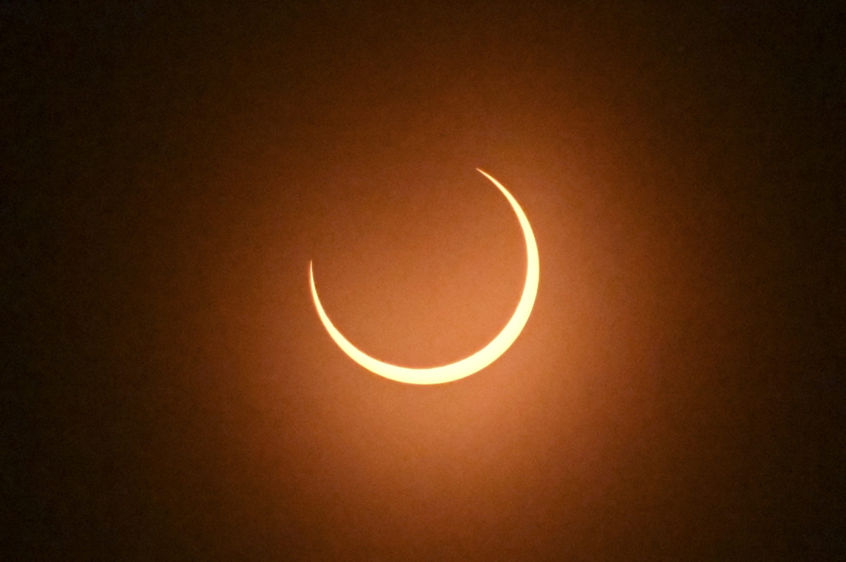 PHOTOS: Rare ‘ring of fire’ eclipse moves across the Americas ...