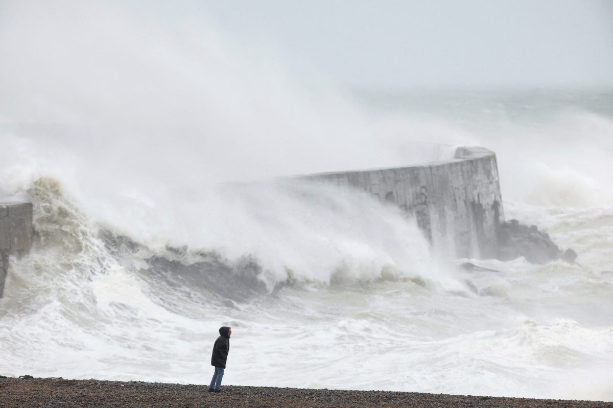 Storm Ciaran’s record-breaking winds whip across western Europe ...
