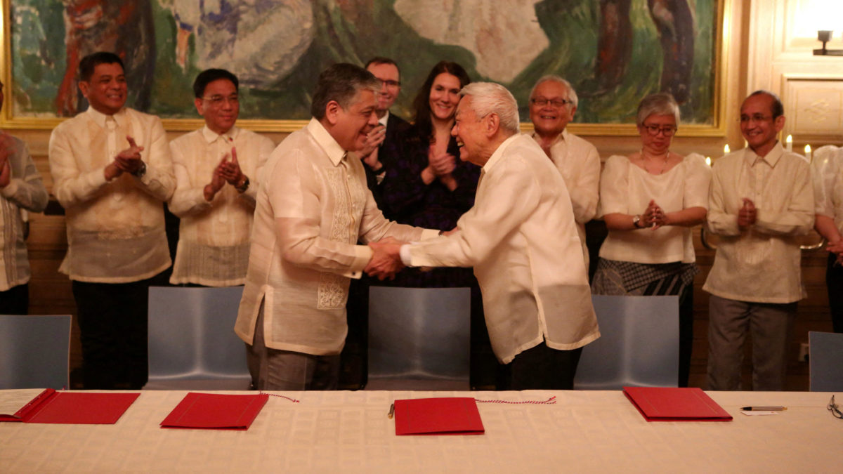 Philippine government and communist rebels agree to resume talks on ...