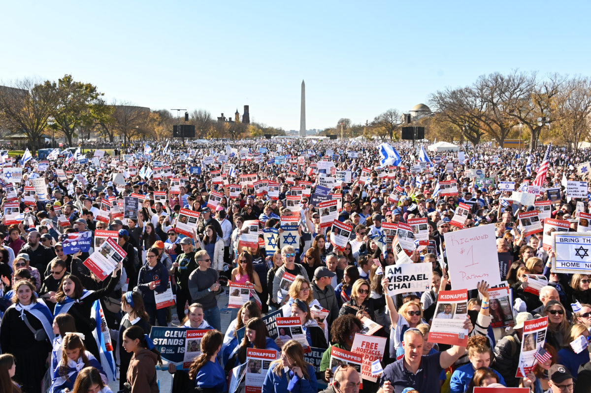 Poll: Majority of Americans sympathize with Israel but growing number ...