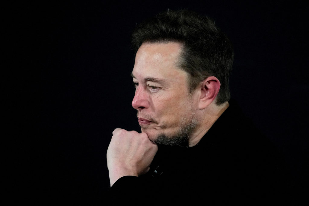 Musk lashes out at advertisers leaving X over rise in hate speech | PBS ...