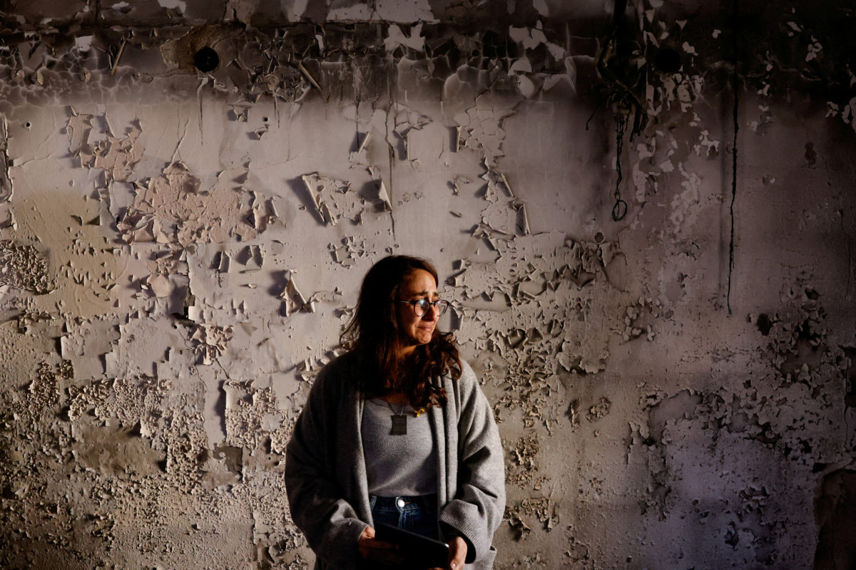 A freed Israeli hostage relives horrors of captivity and fears for her ...